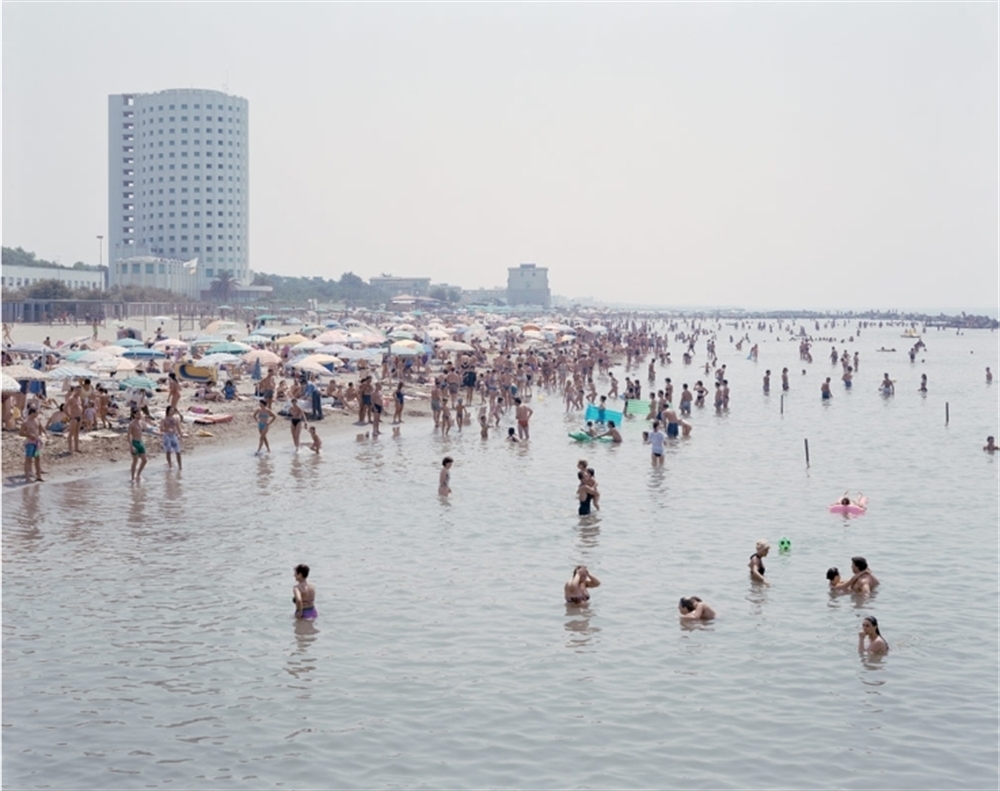 Marina Di Carrara Torre Fiat Bagni Lido 2 Works By Massimo Vitali